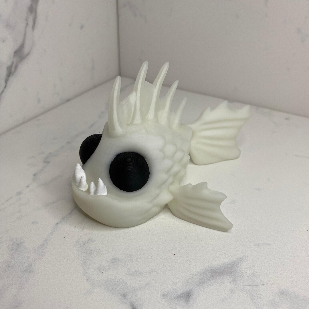 3D Printed Moss Eater Fish, Piranha, Fidget, Decor - Etsy
