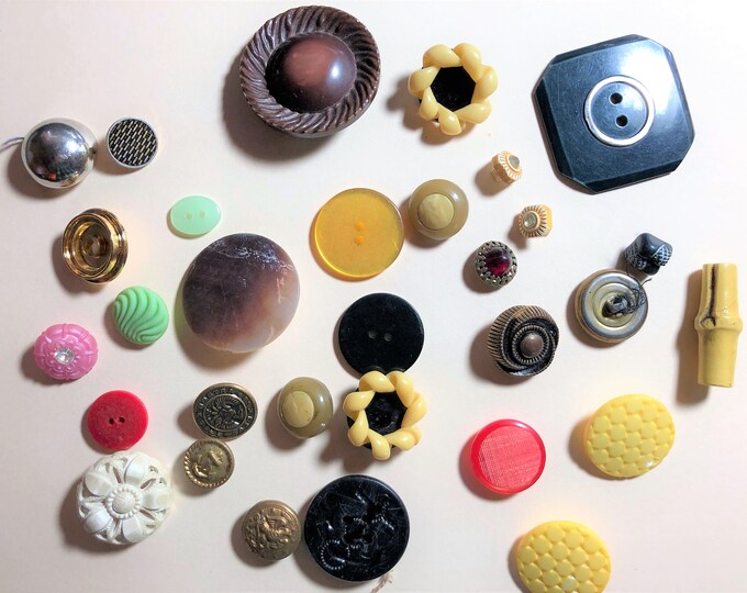 Vintage Button Assortment: Mixed Metal Buttons, Craft Supplies (30 Pc ...