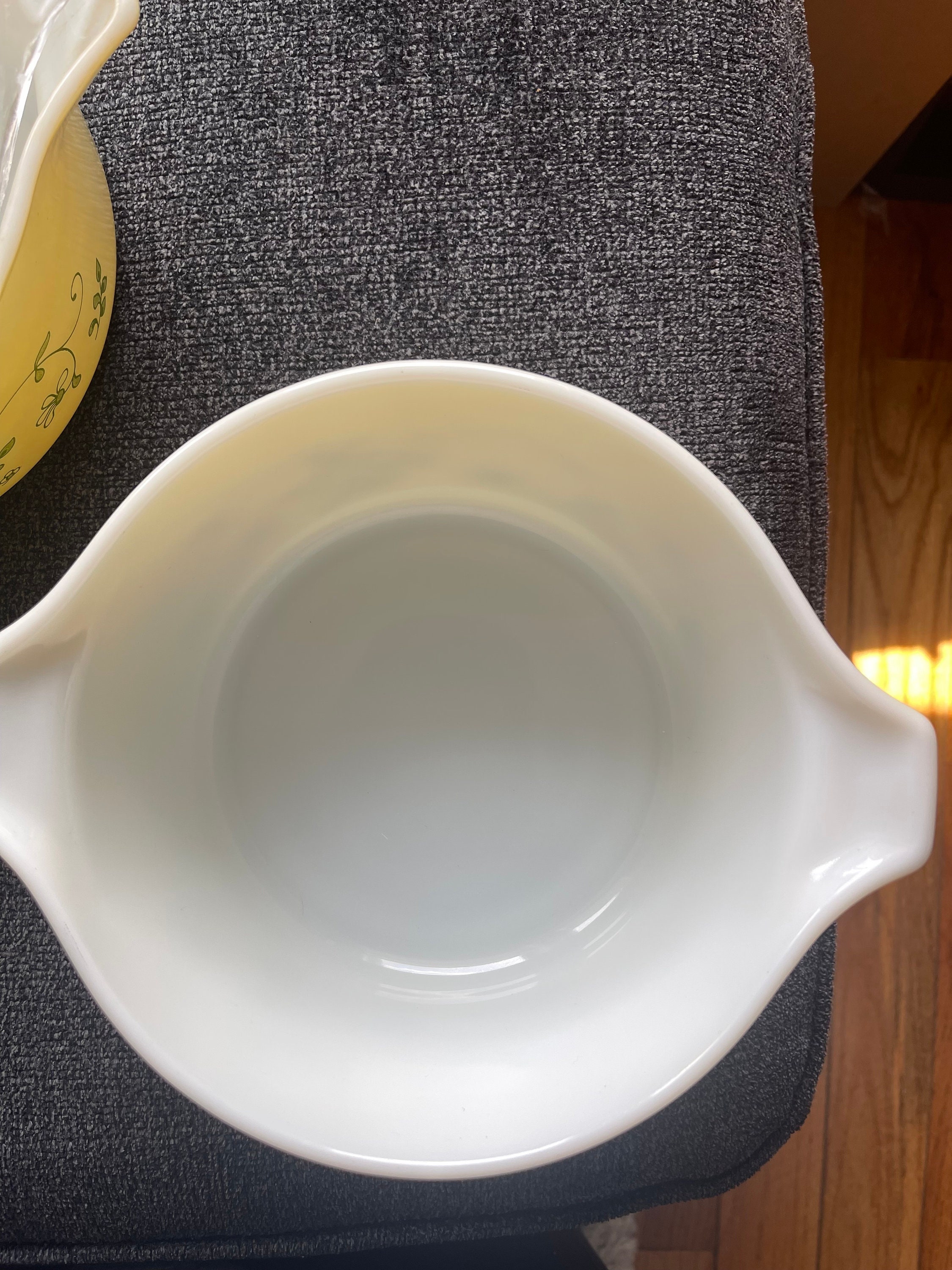 Vintage Pyrex Six-piece Set - Etsy