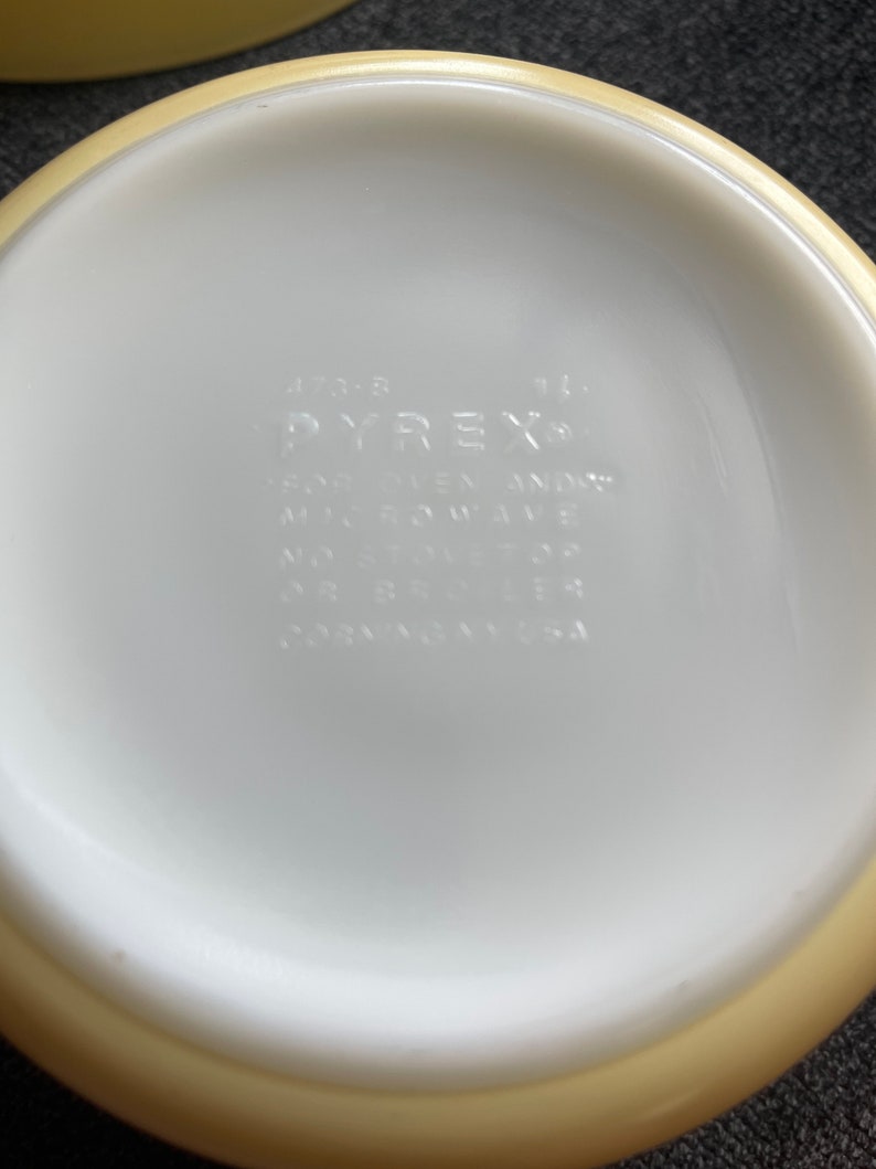 Vintage Pyrex Six-piece Set - Etsy