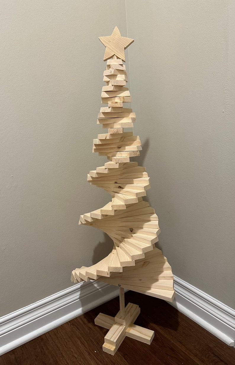 Spiral Wooden Christmas Tree Statue/christmas Decor - Etsy