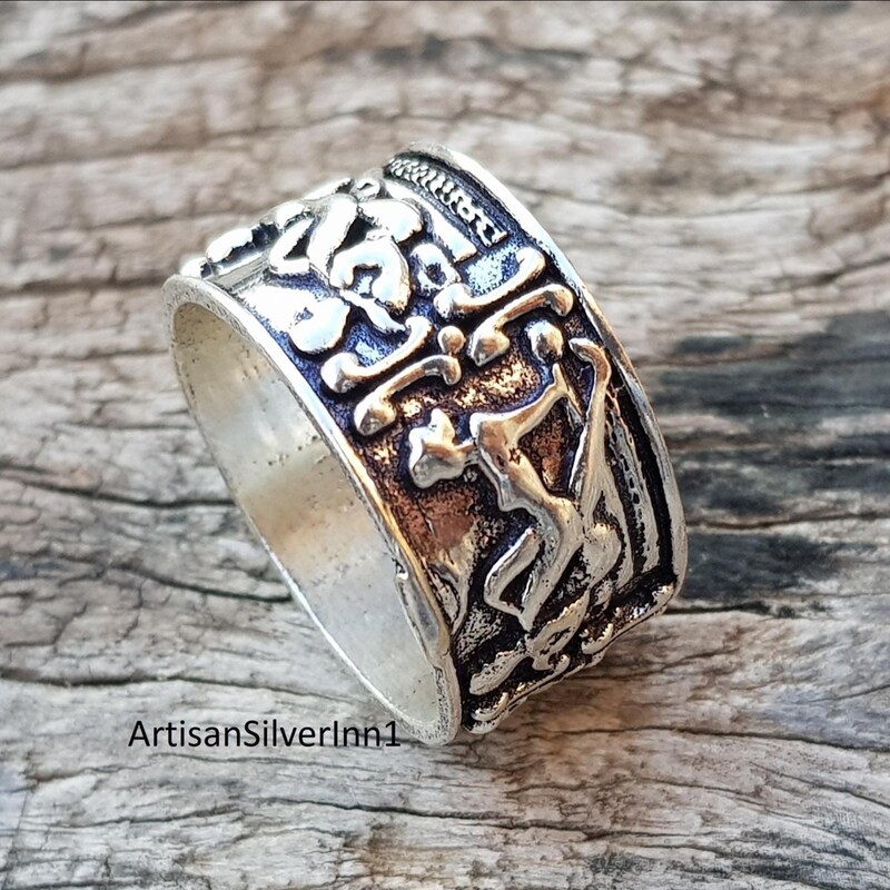 Storyteller Ring - Etsy