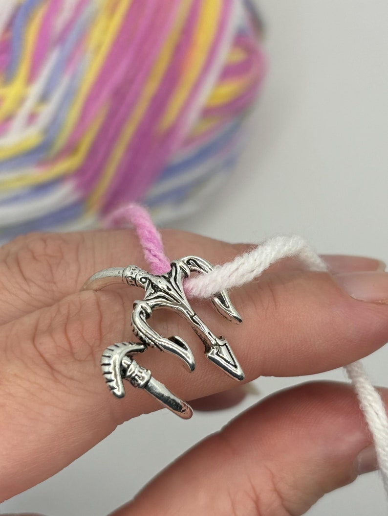 Adjustable Yarn Crochet Tension Ring With Engraving - Trident Knitting ...