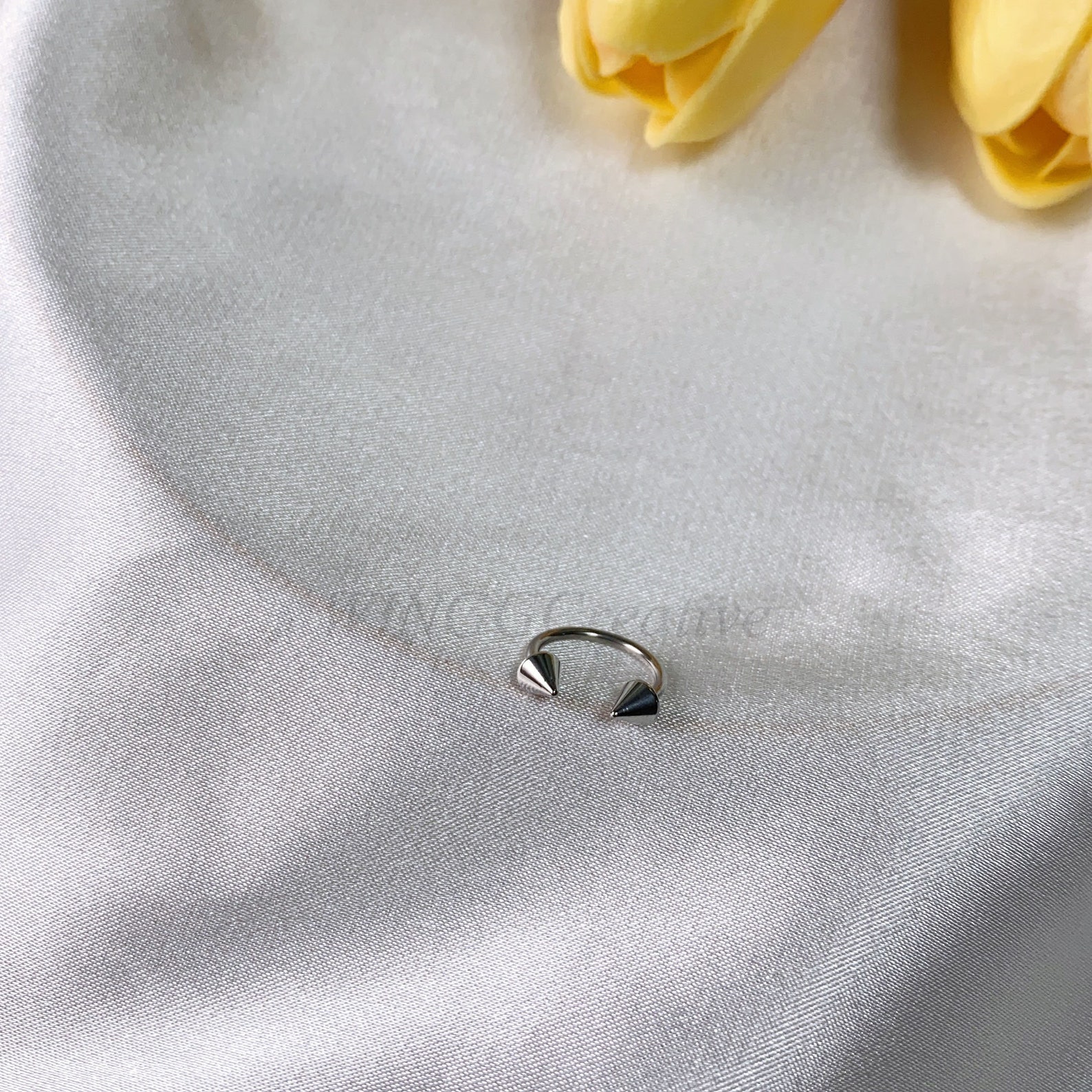 Minimalist Round Ball Pointed Cone Lip Stud, Punk Style Stud, Cartilage ...
