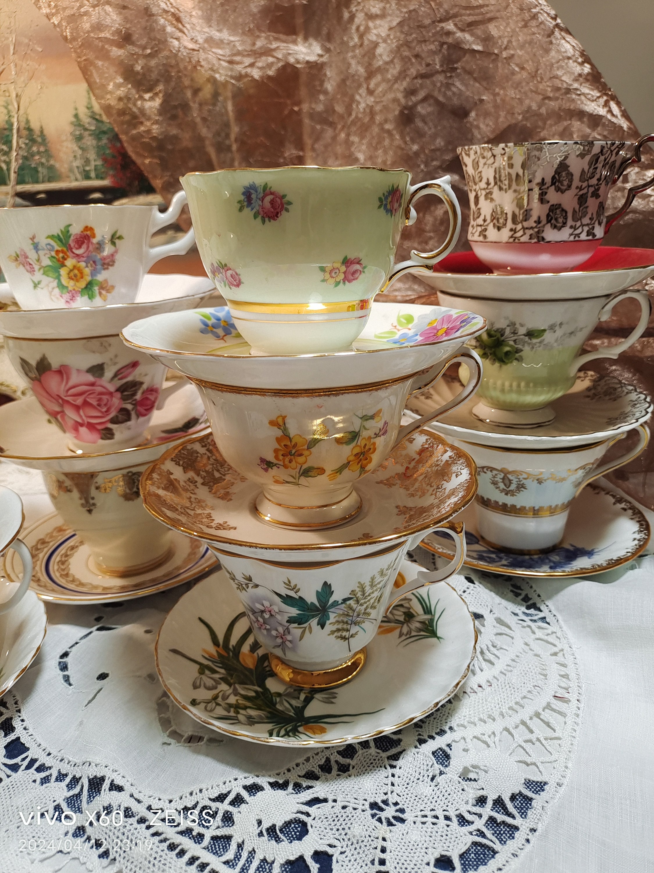 Vintage Mismatched Bone China Tea Cups & Saucers – English Floral Tea ...