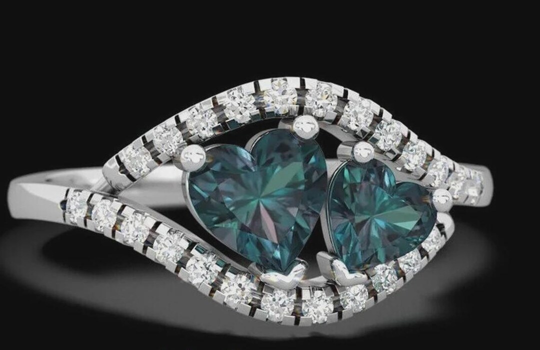 Good Looking Alexandrite Heart Shape Gemstone Ring for Proposal ...