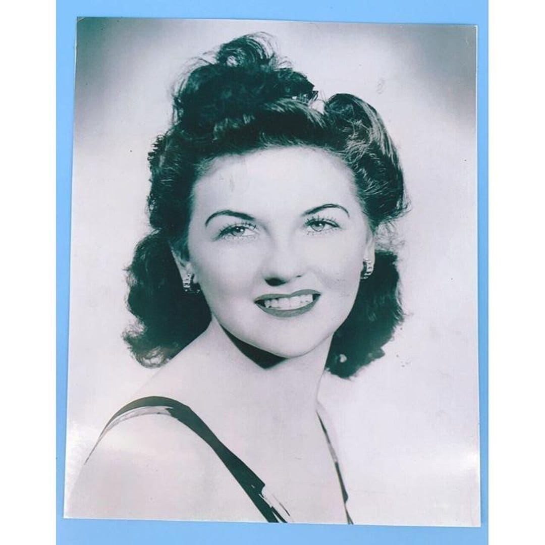 Photo of "miss Navy" WWII Laura F Gregg Yingling Roper Portrait - Etsy