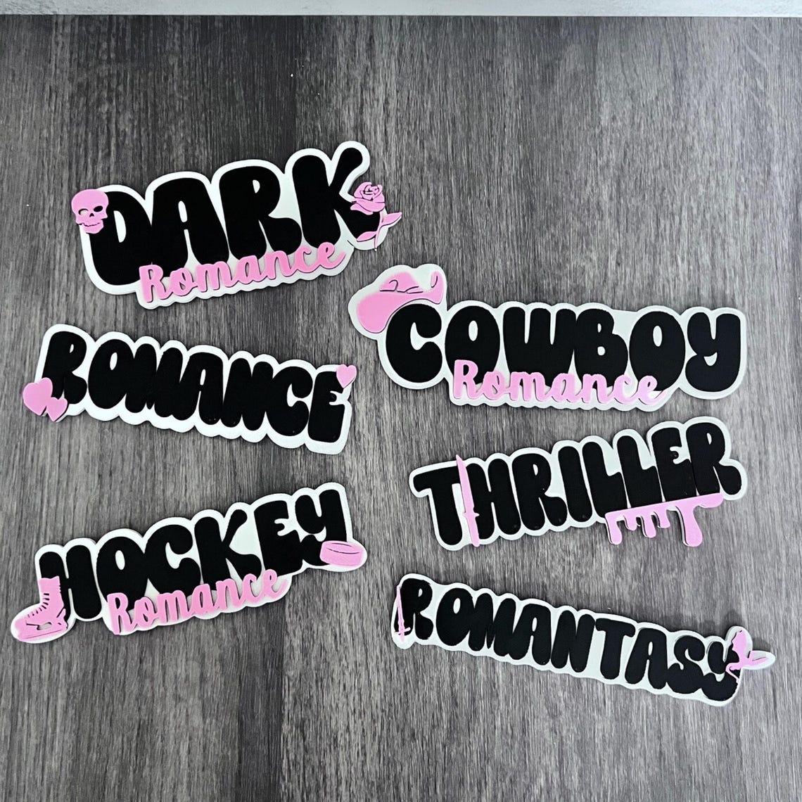 3D Printed Bookshelf Genre Signs: Book Club Decor - Etsy