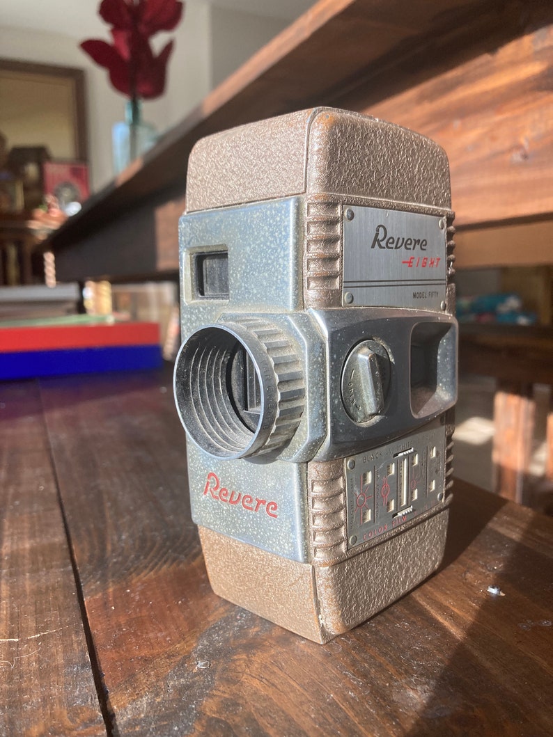 Revere Eight Model 50 8mm Movie Camera Vintage 1940s Beautiful Camera ...