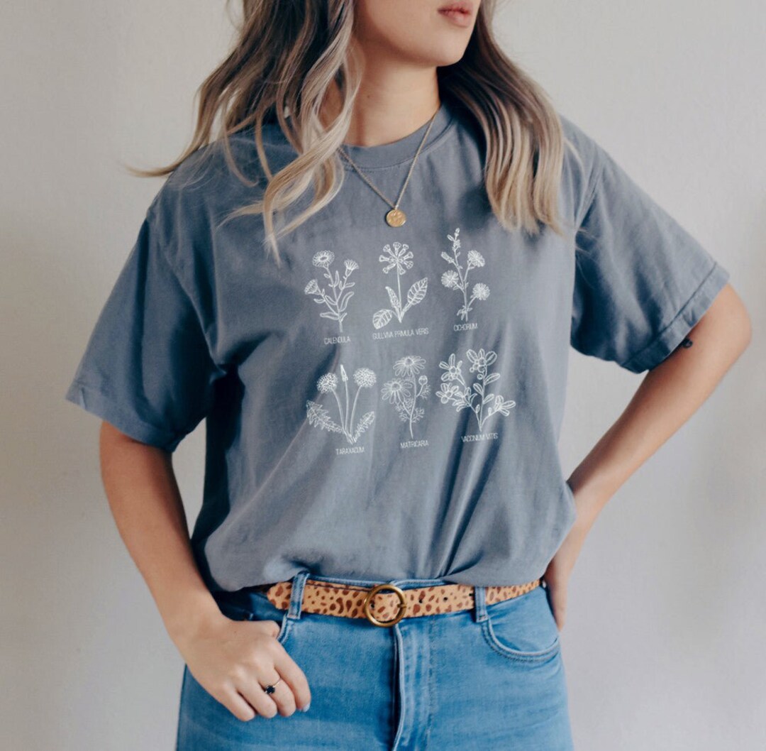 6 Types of Flowers Garment Dyed Graphic T-shirt - Etsy