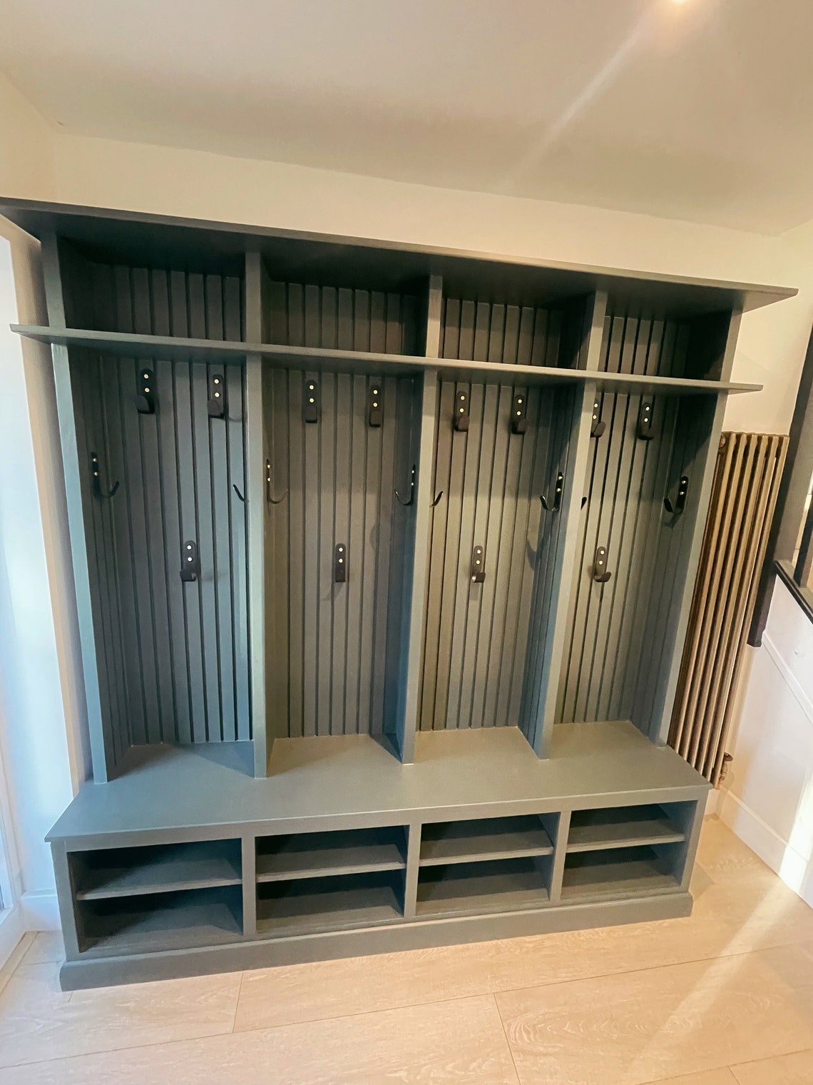 Modern Slatted Pannel Boot Store - Etsy