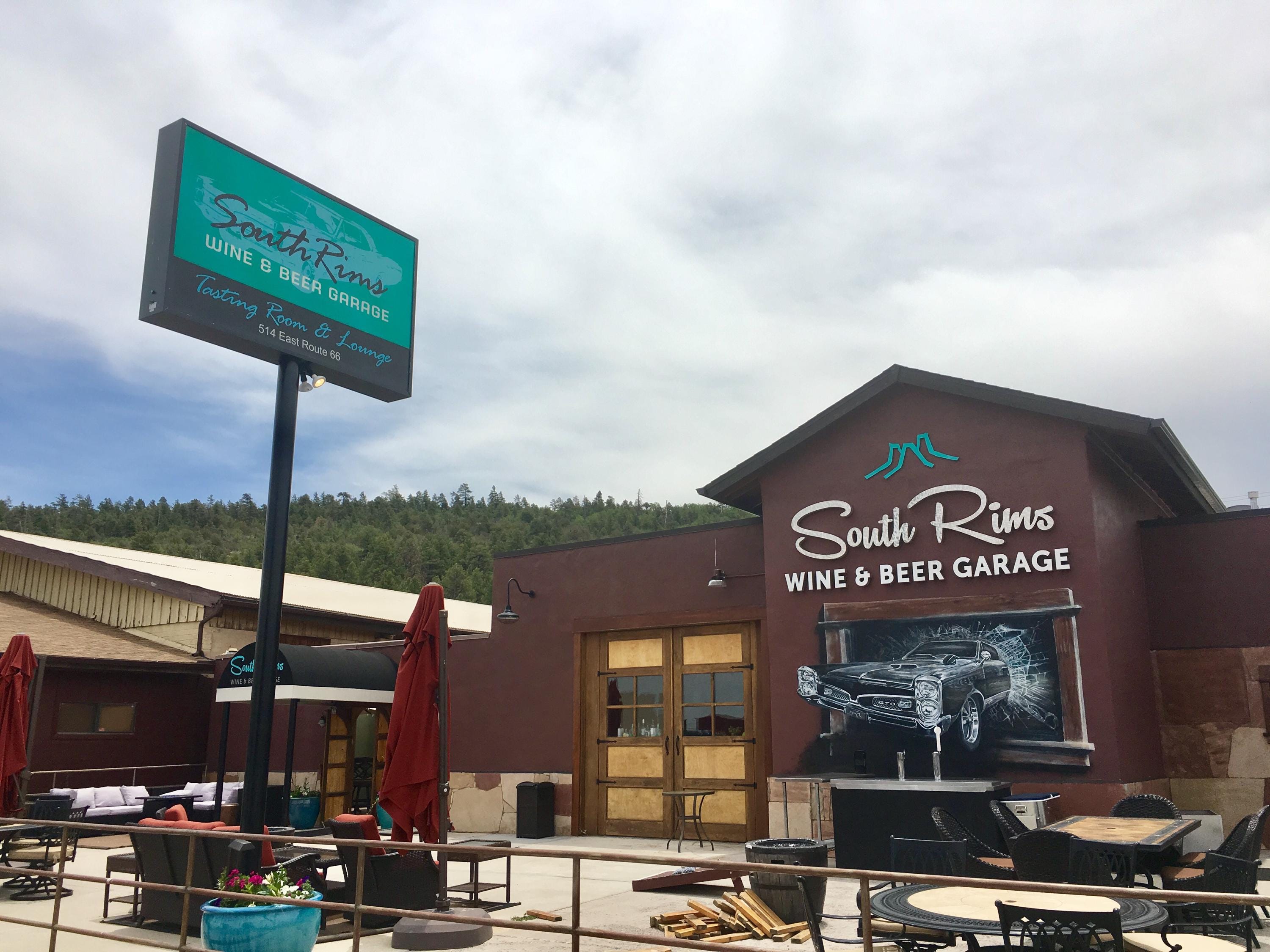 Custom Double-sided LED Lighted Outdoor Business Pole Sign ...