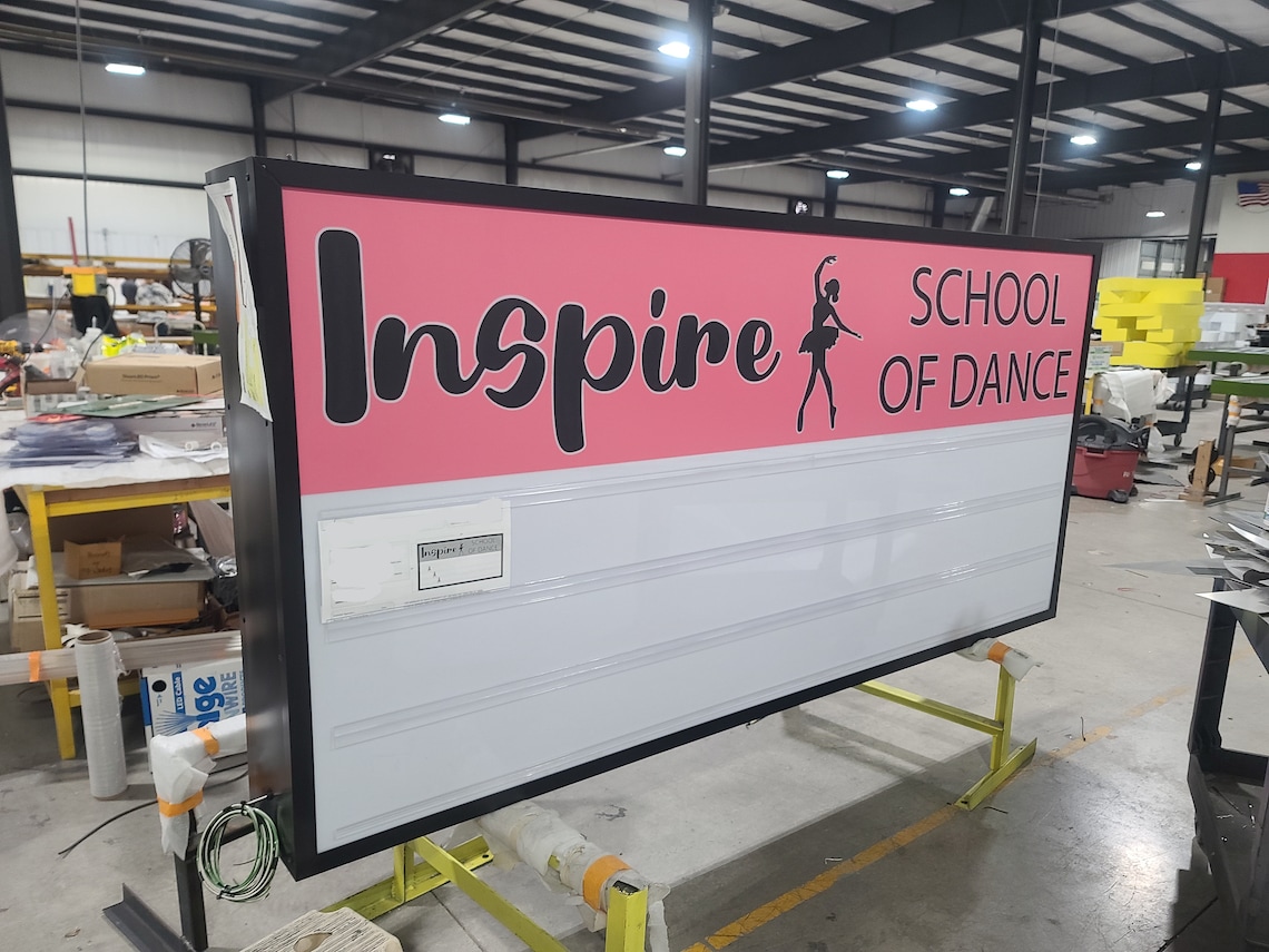 Custom Double-sided LED Lighted Outdoor Business Pole Sign ...