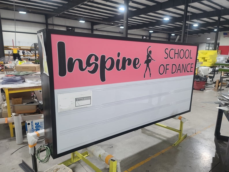 Custom Double-sided LED Lighted Outdoor Business Pole Sign ...