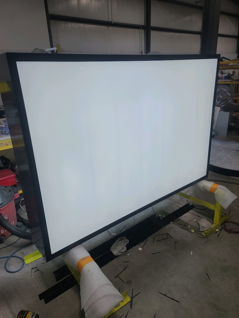 Custom Double-sided LED Lighted Outdoor Business Pole Sign ...