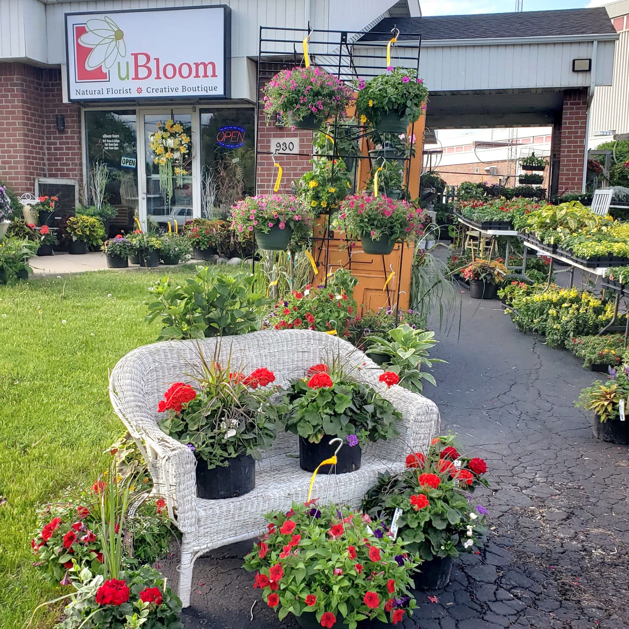 4' X 5' Large Outdoor Lighted Box Sign | LED Illuminated | Store Front ...