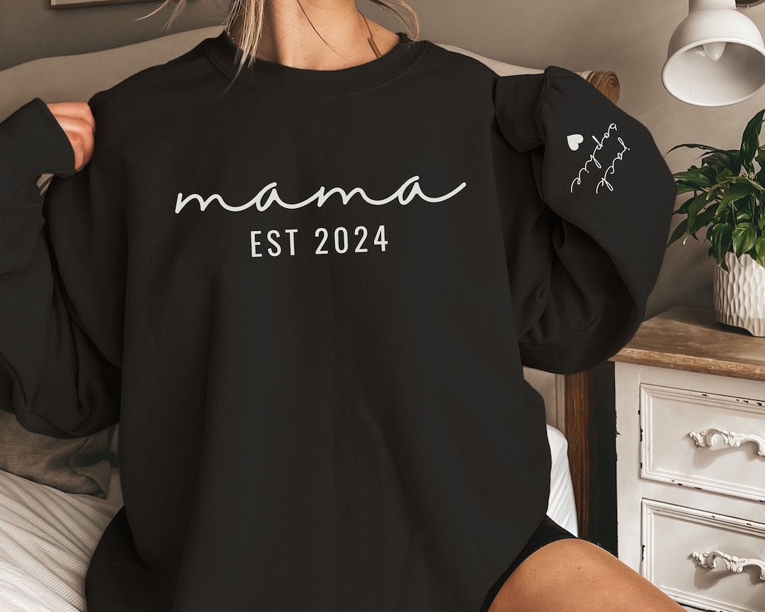 CUSTOM Mama Sweatshirt With Kids Names and Heart on Sleeve ...