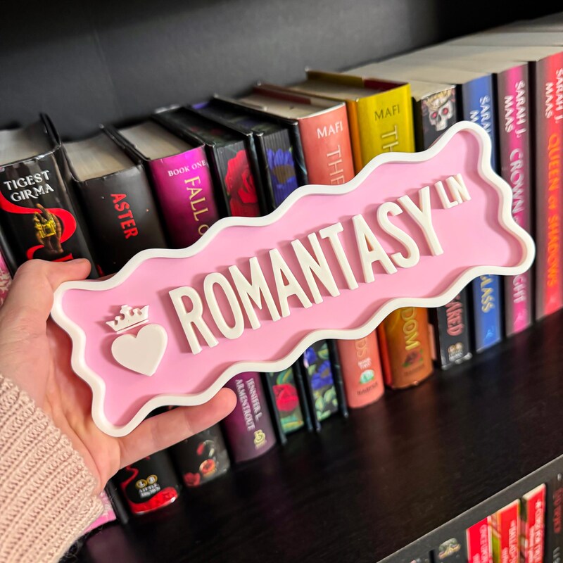 Wavy Bookshelf - Etsy