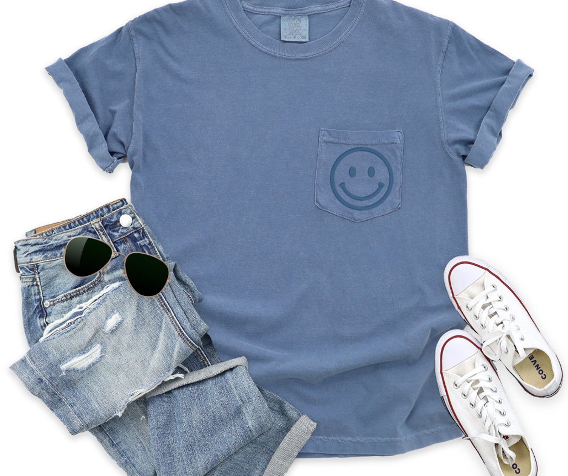 Smiley Face Pocket T-shirt - Etsy