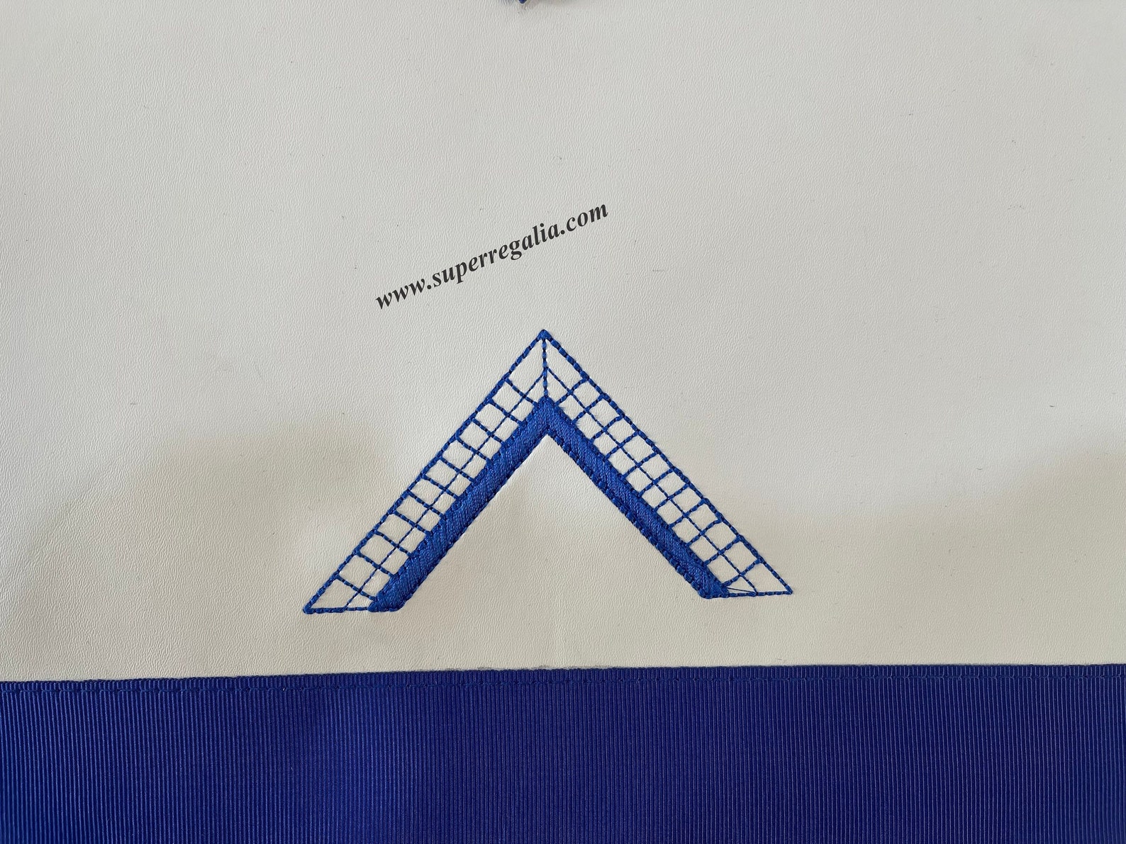 Masonic Regalia Blue Lodge Officers Aprons Hand or Machine Embroidered ...