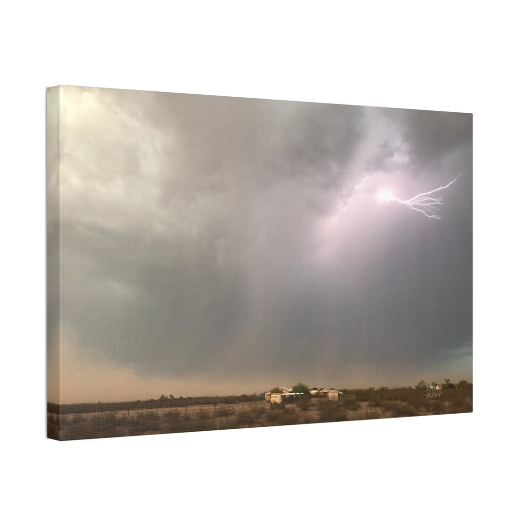 Desert Lightning, Monsoon Lighting From an Approaching Thunderstorm ...