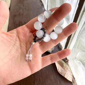 High Quality Cat Eye Finger Mala, Stress Relief Toy, Handheld Fidget ...