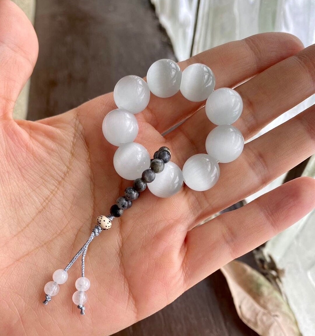 High Quality Cat Eye Finger Mala, Stress Relief Toy, Handheld Fidget ...