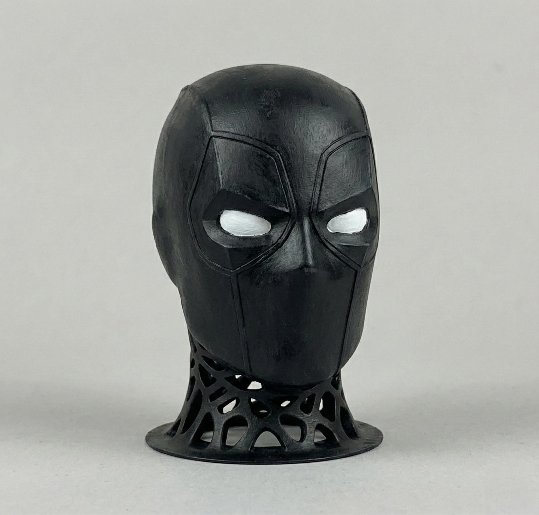 Masked Superhero Headphone Stand STL, 3D Print Model for Gamers, Red ...