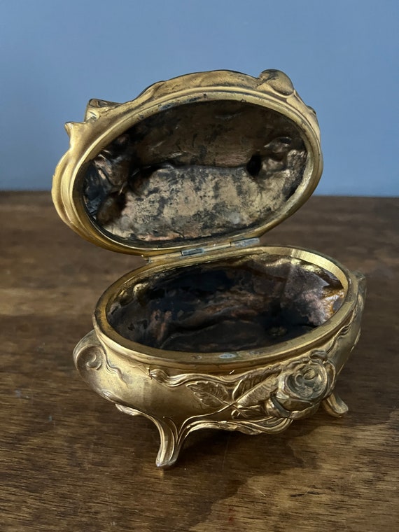 Large Gilded Victorian Jewelry Casket - Gem