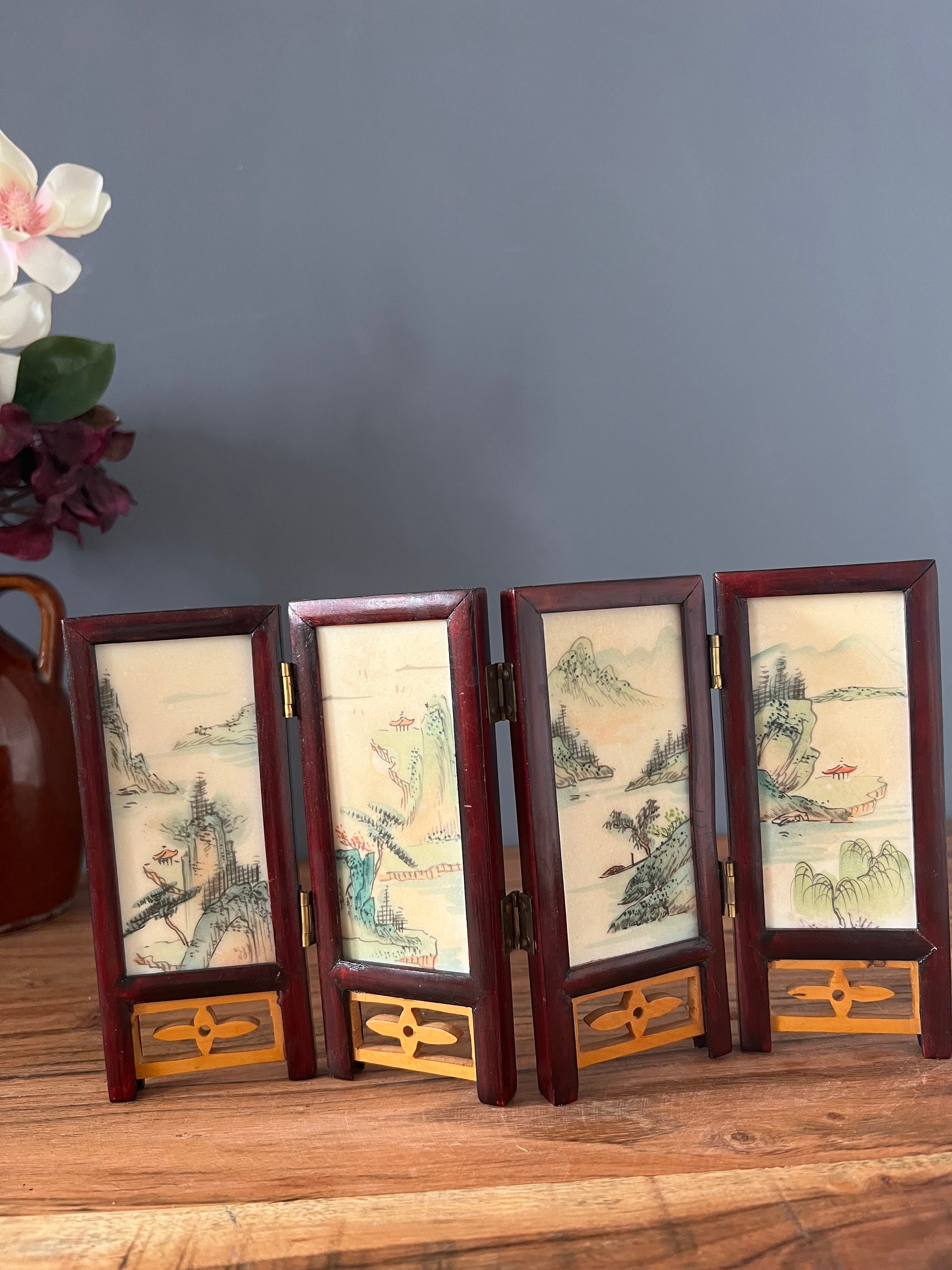 Beautiful Asian Mini Divider / Folding Screen - Etsy