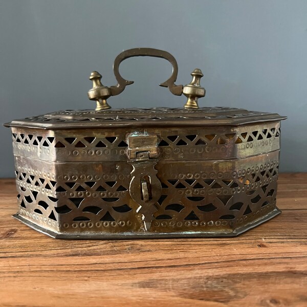 Antique Cricket Box - Etsy