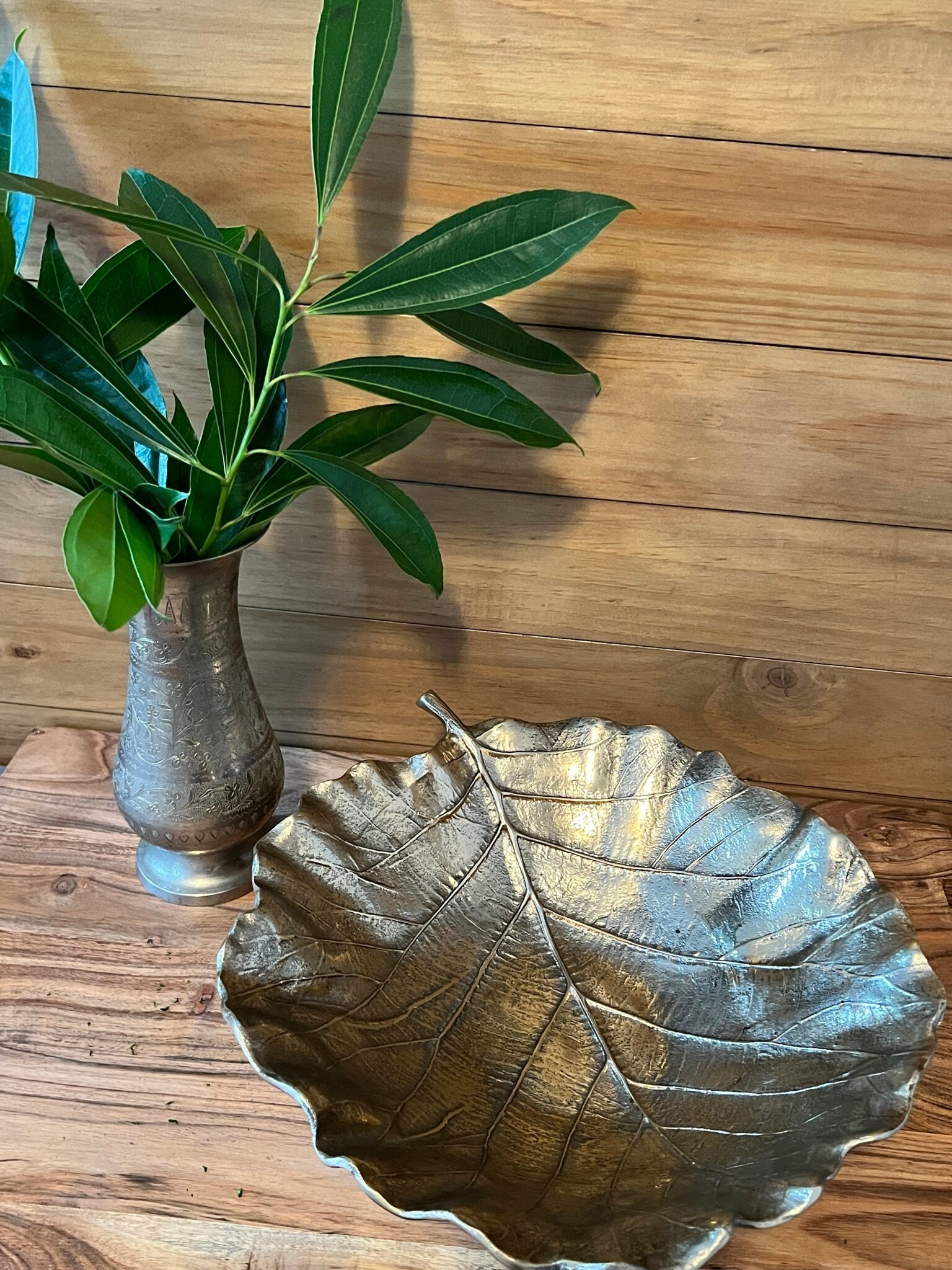 Beautiful Large Metal Leaf Bowl - Etsy