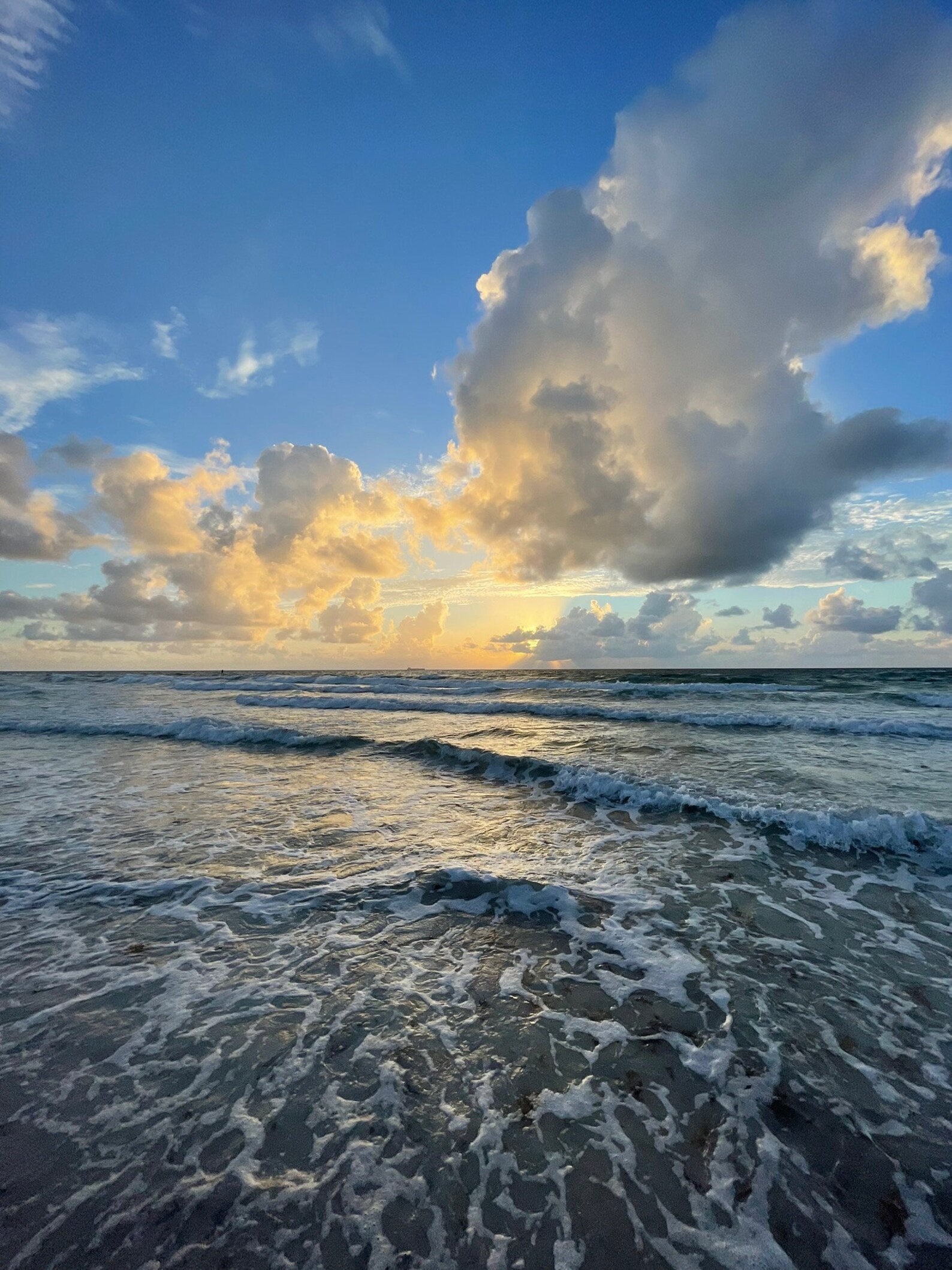 Daybreak Delights: Tropical Beach Sunrises - Etsy
