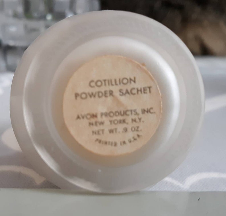 5 Vintage Avon Beauty Containers. 1950's 1970's - Etsy