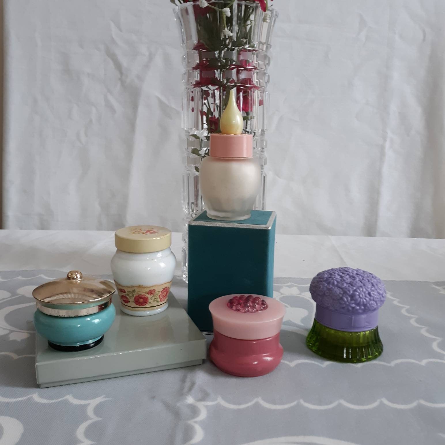 5 Vintage Avon Beauty Containers. 1950's 1970's - Etsy