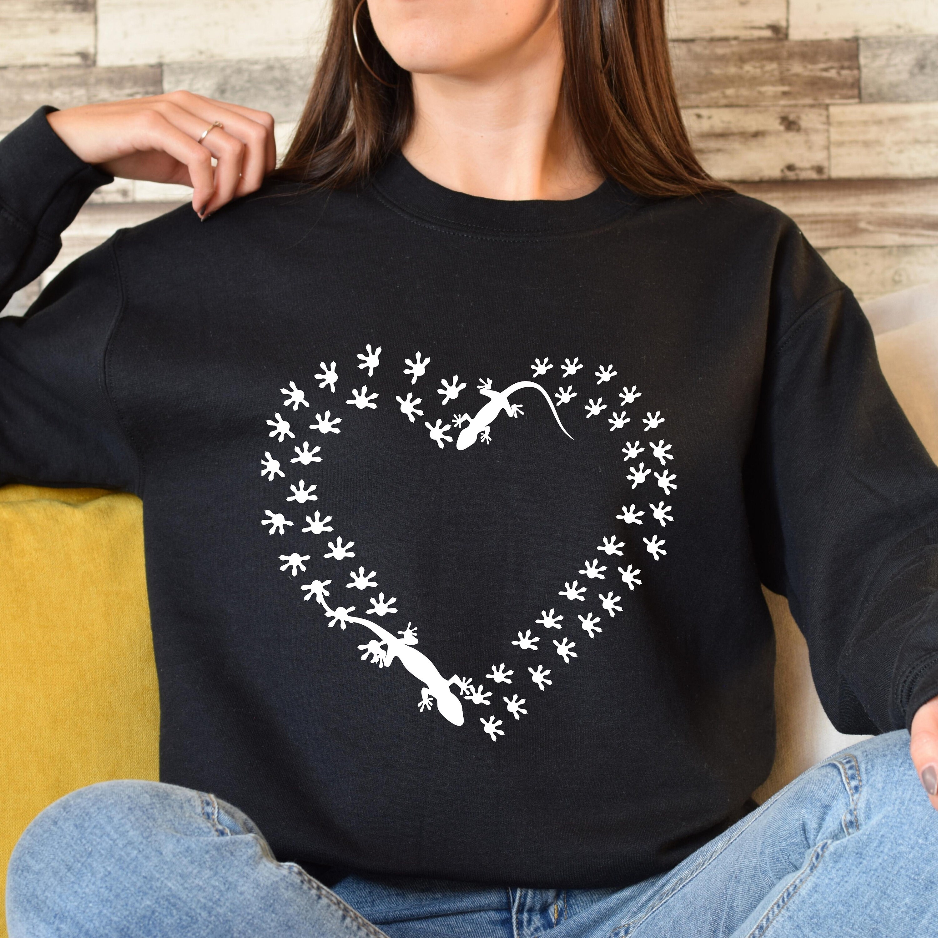 Tokay Gecko Footprint Heart Sweatshirt,for Those Looking for a ...