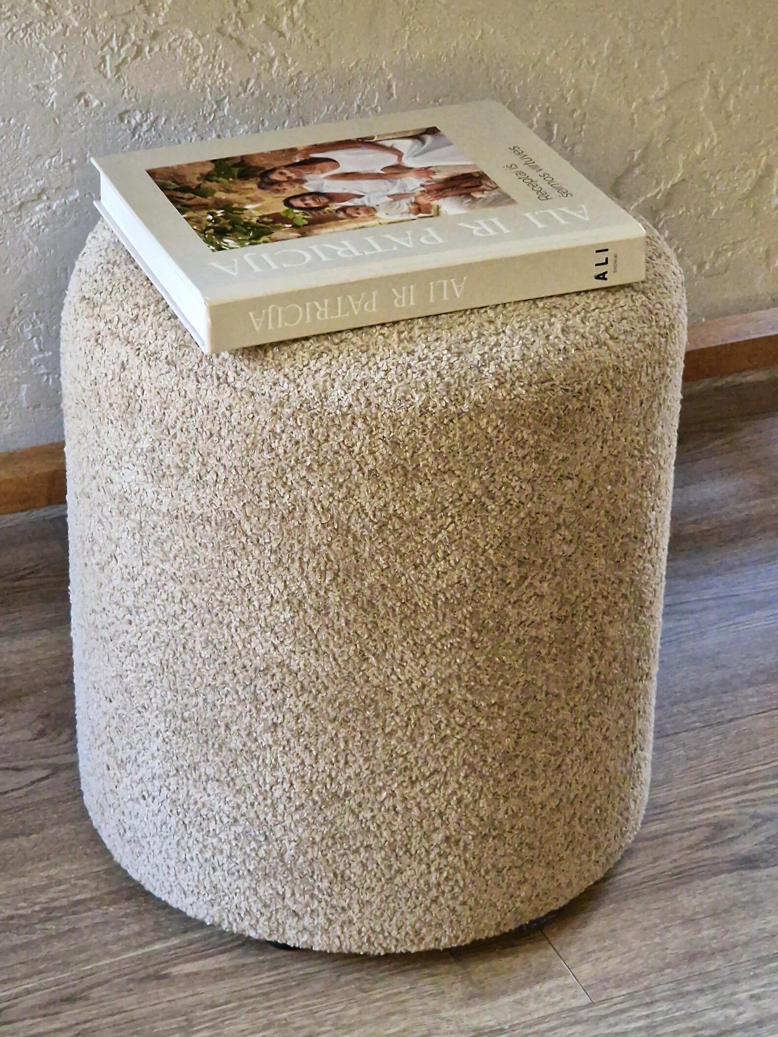 MODERN Boucle Pouf, Ottoman, Circle Round Pouf, Sand Color Ottoman ...