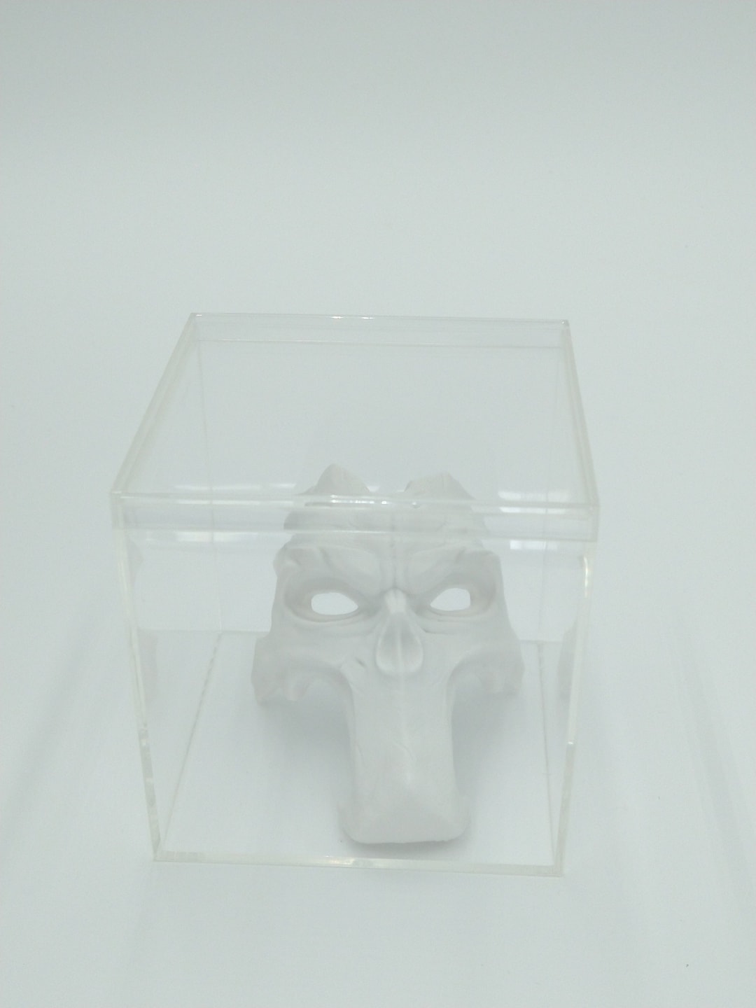 Darksiders Death Mask Skull Miniature Collectible W/display Case 3d ...