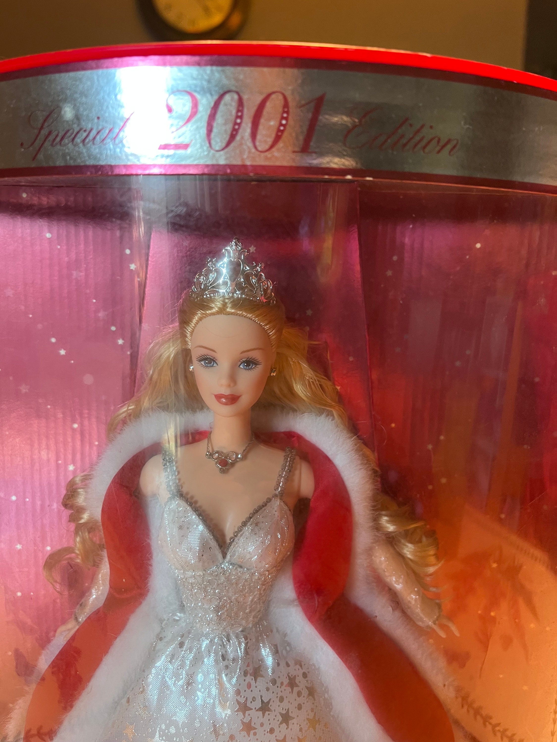Gorgeous 2001 Holiday Celebration Barbie Doll Collector Edition New In gorgeous-2001-holiday-celebration-barbie-doll-collector-edition-new-in