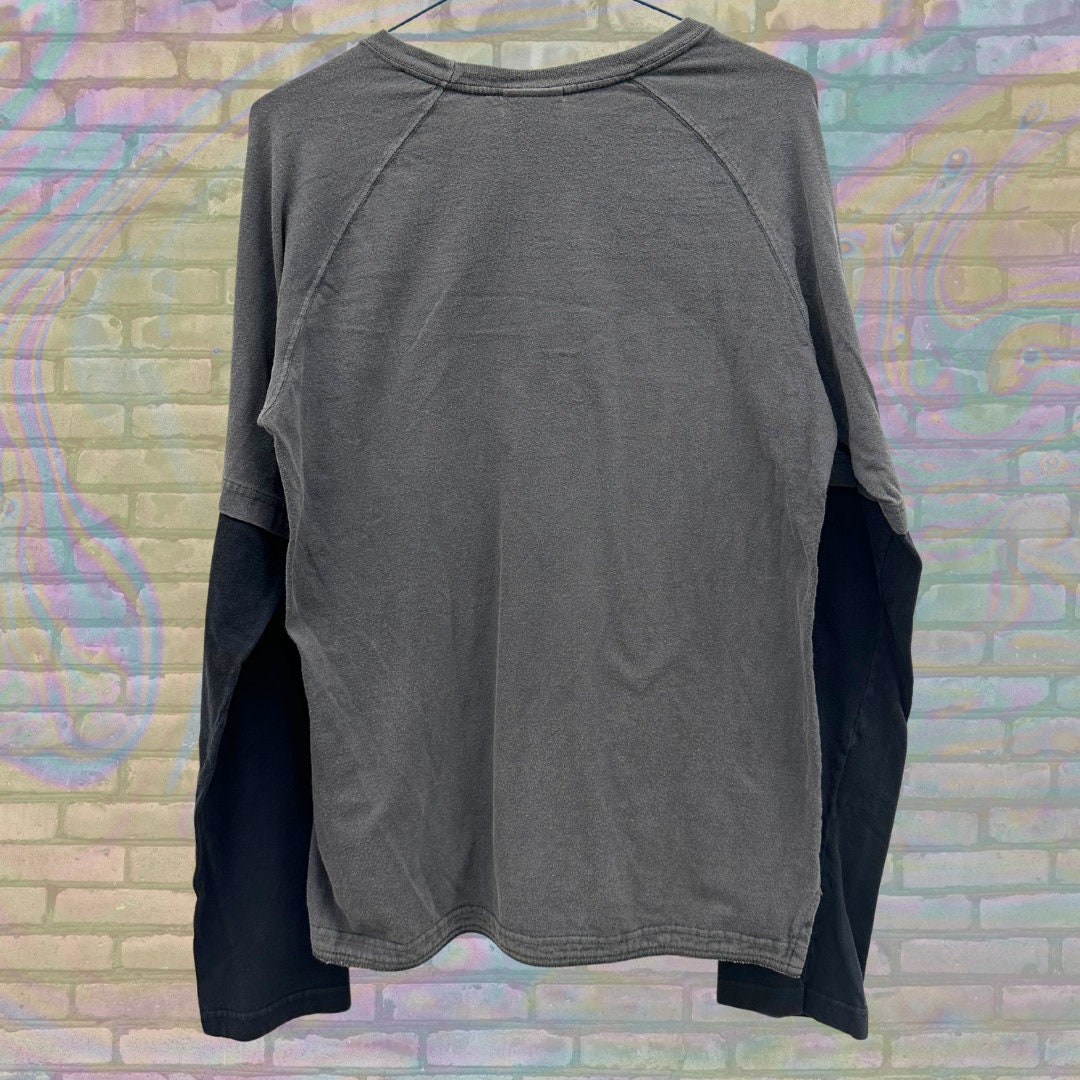 Nike Fabric Embroidered Old School Logo Skater Long Sleeve Medium ...