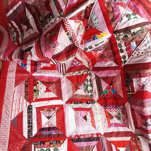 Red Quilt - Etsy