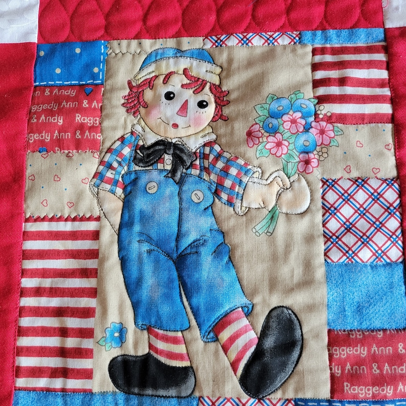 Handmade Raggedy Ann and Andy Quilt Which Measures Approximately 87 by ...