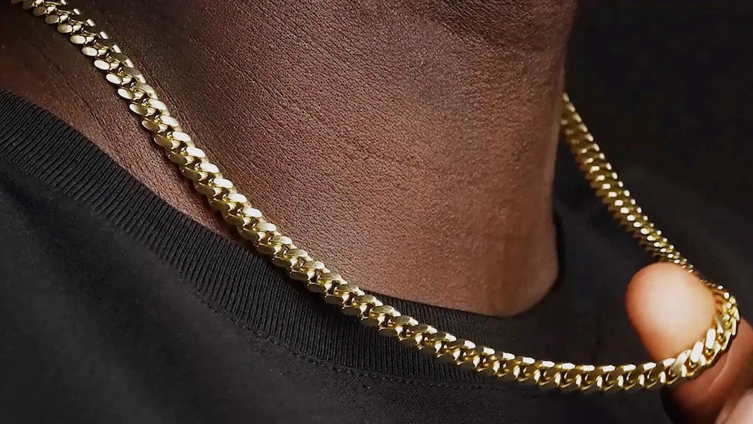 10K Solid Gold Cuban Link Chain - Etsy