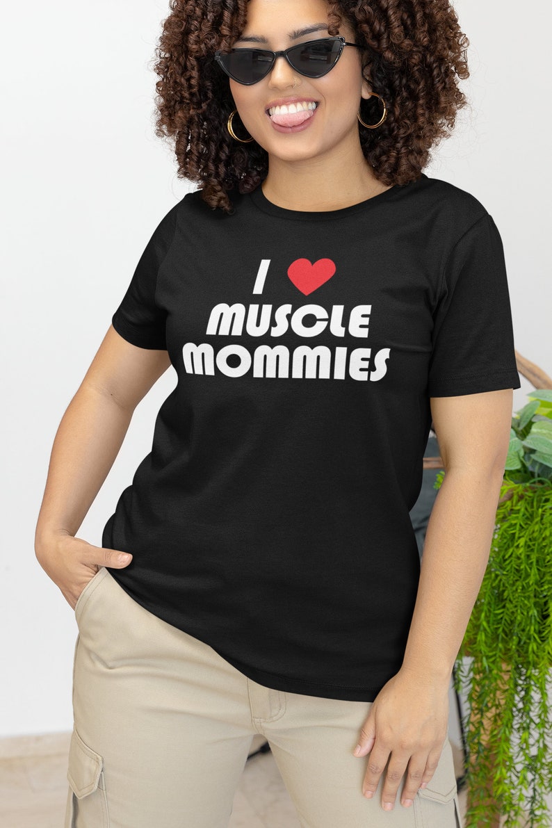 I Love Muscle Mommies Shirt Funny Gym Pump Cover T-shirt for - Etsy