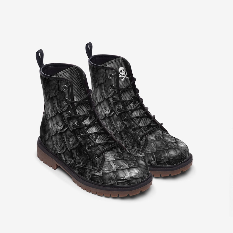 Black Dragon Scales / Goth, Goblincore, Woodland, Witchcore, Faecore ...