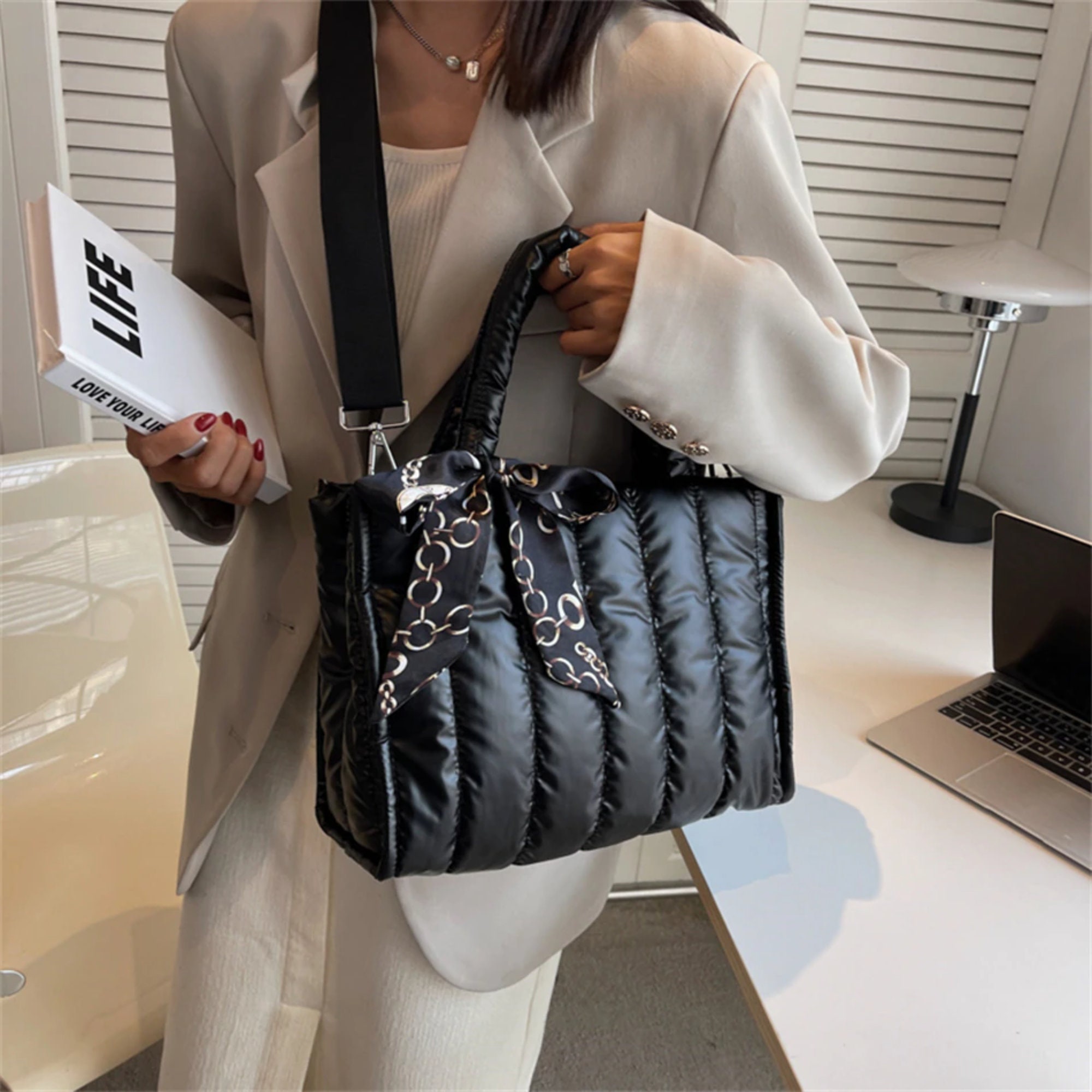 Winter-fall Puffer Hand Bag, Elegant Ribbons Women's Totes, Small ...