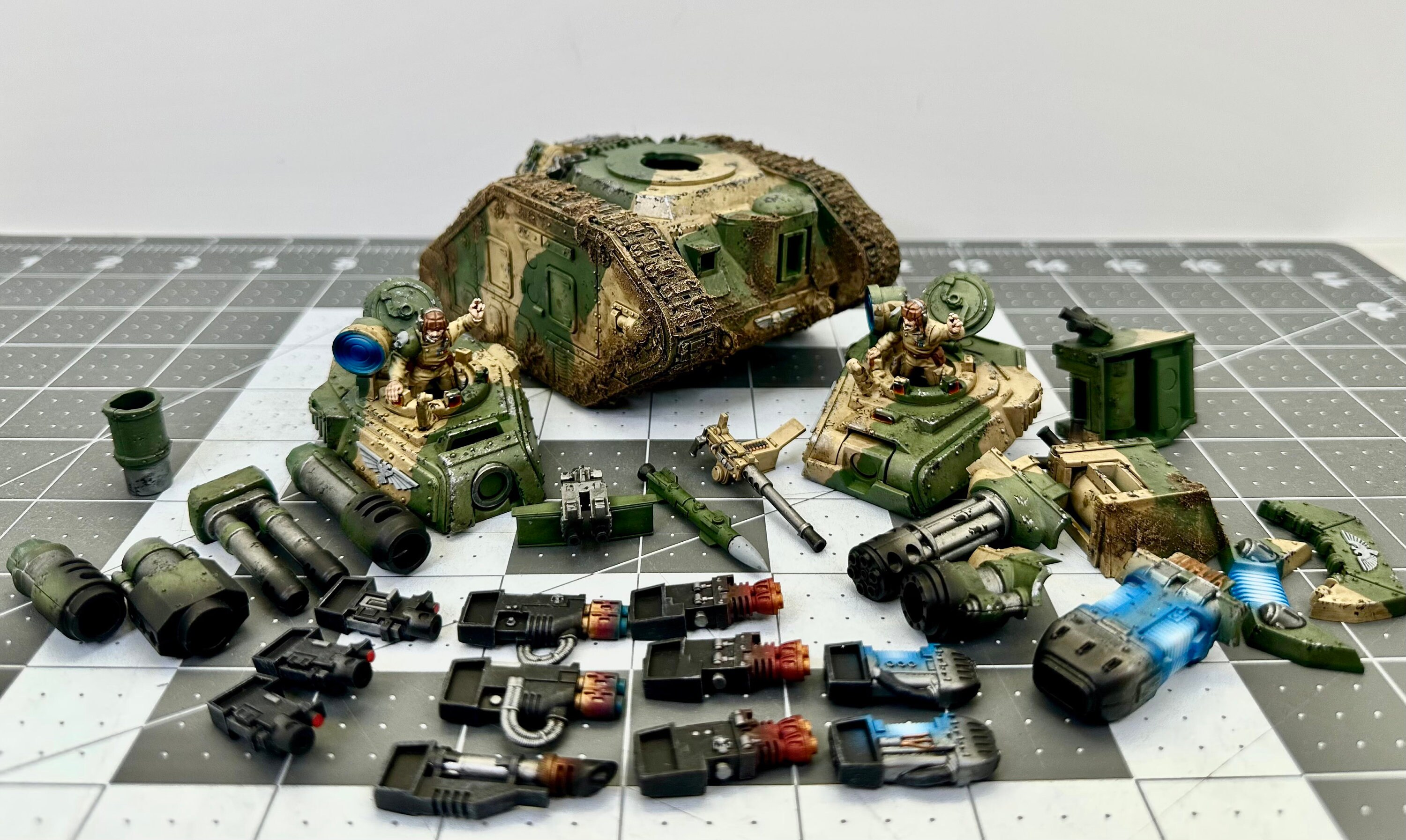 Leman Russ Tank Painted one Turret Weapon and All Other Weapons ...
