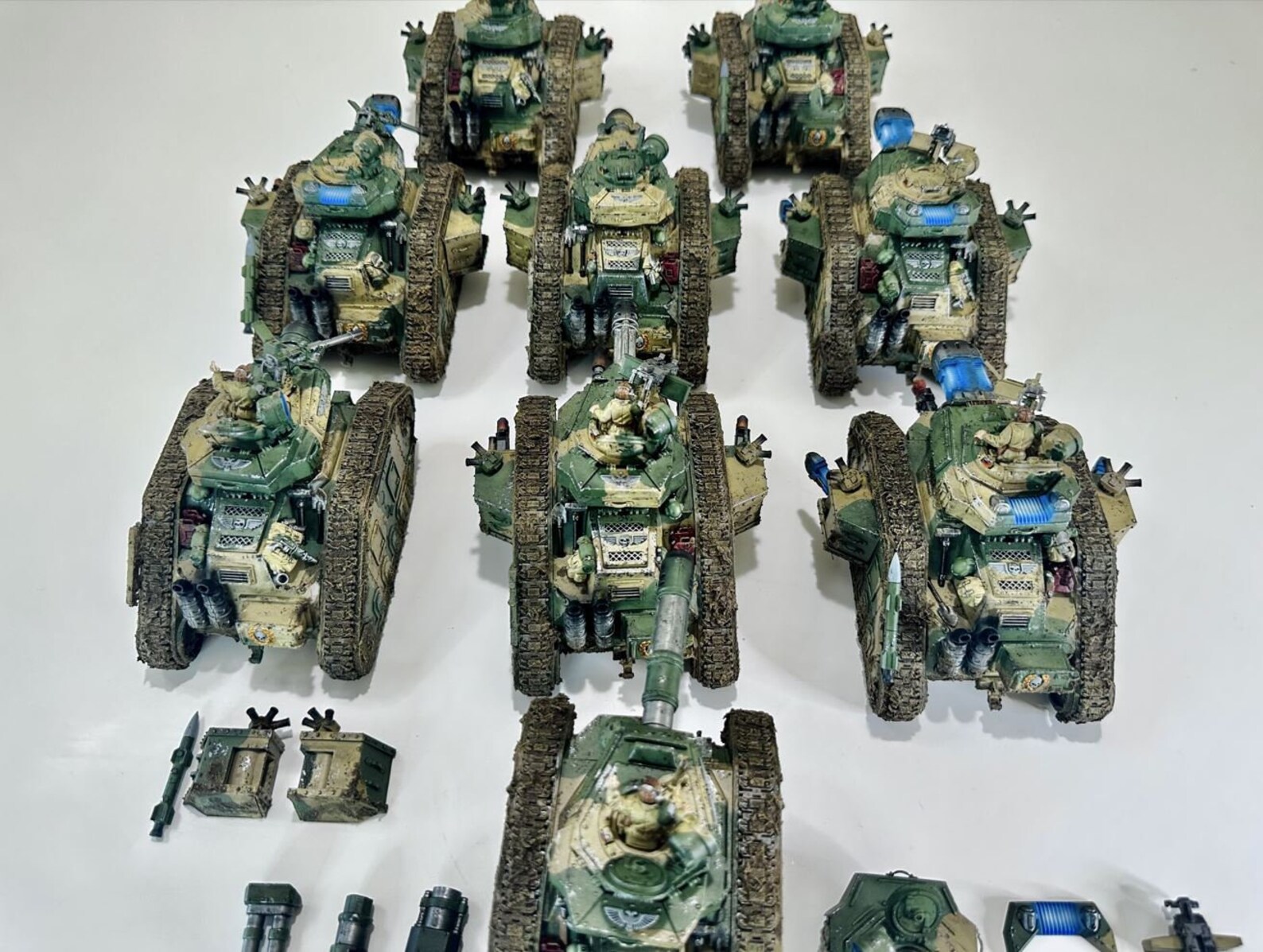 Leman Russ Tank Painted one Turret Weapon and All Other Weapons ...