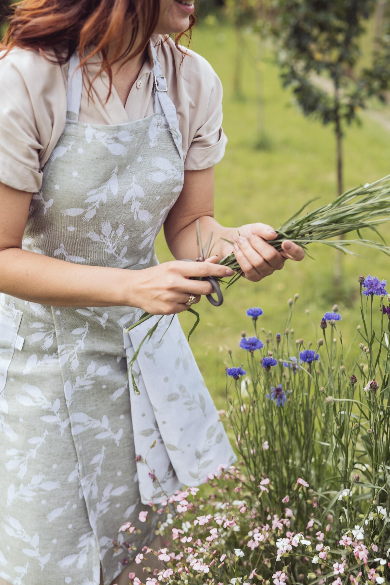 Jacquard Pinafore Apron Floral Pinafore Dress With Pockets and Slit ...