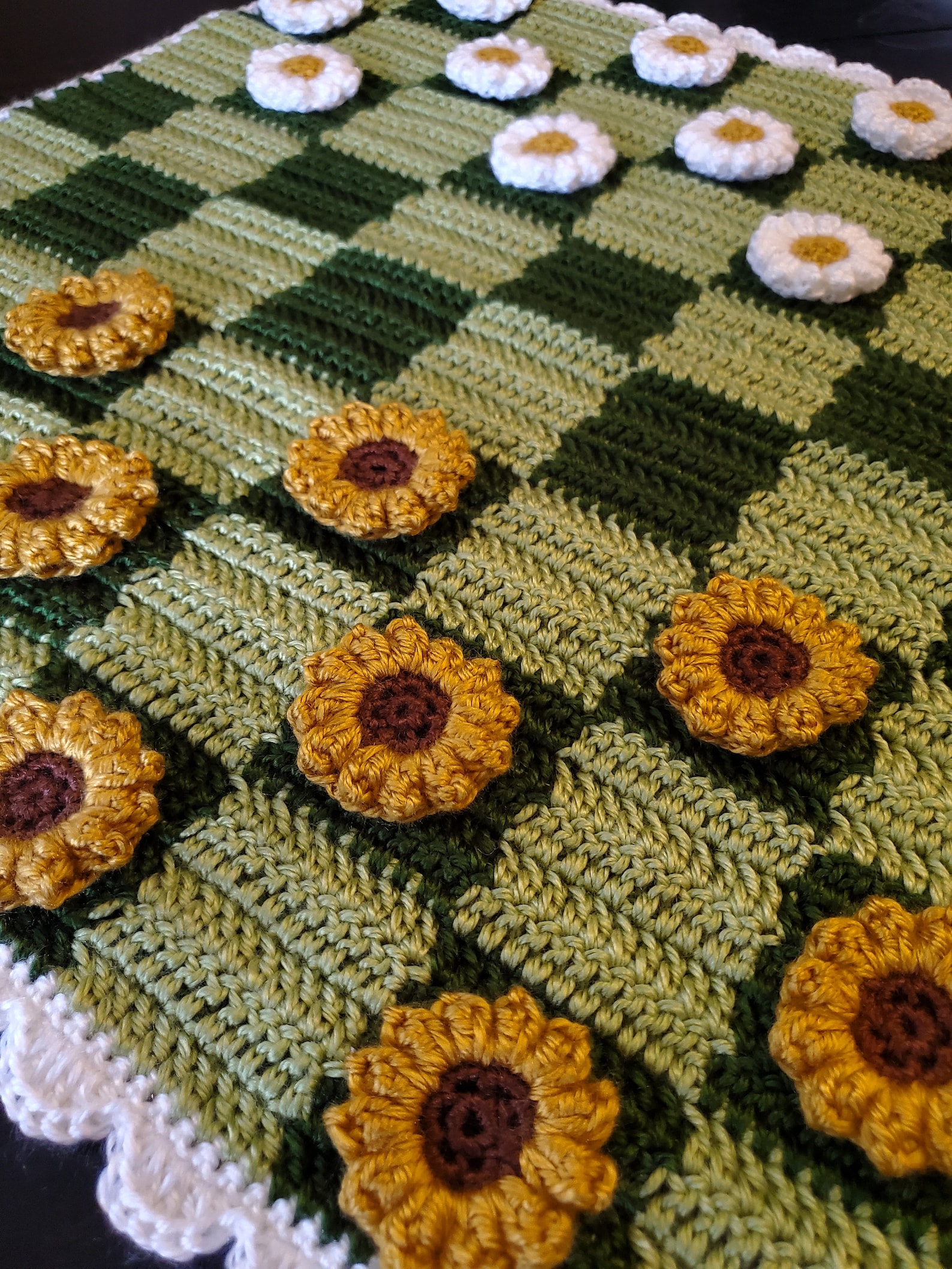 Crochet Travel Flower Game | Tic Tac Toe | Memory | Checkers ...